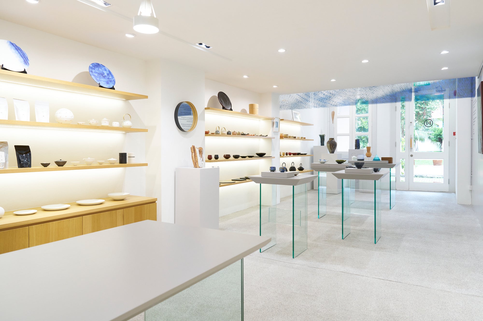 We are Hiring – HULS GALLERY SINGAPORE Online Store